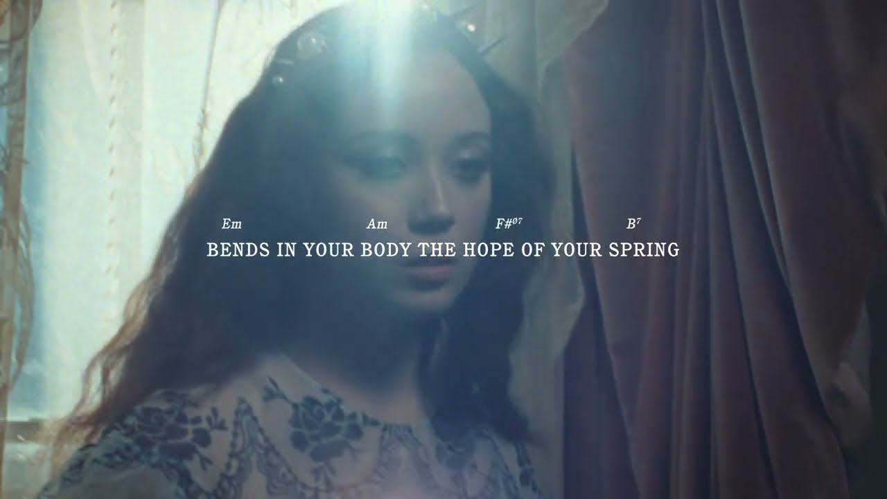 Forget-Me-Not - Laufey: Letras, Pronunciación, Traducción